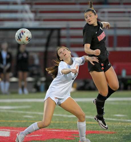 Girls soccer: Cook County All-Area captain Lucier carries on Barrington ...