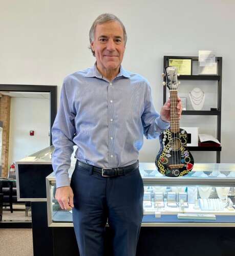 Businesses sign on to BG Singers project: 'UKE' Can Do It!