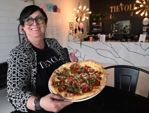 At local pizza places, costs are taking a larger share of the pie