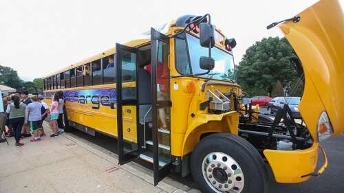 Tech in electric school bus impresses Naperville students