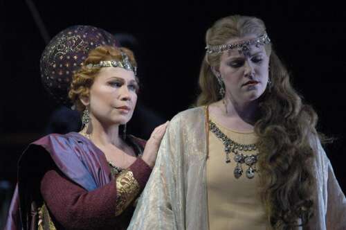 Erin Wall, a veteran Lyric Opera and CSO soprano, dies at 44