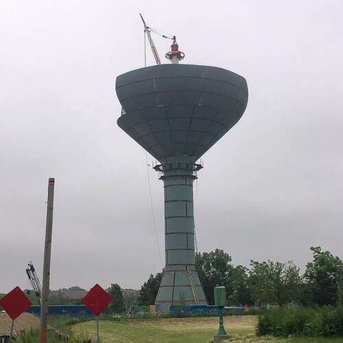 New Gurnee water tower nears completion