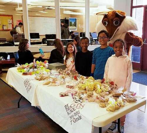 Elgin Academy students to buy holiday gifts for local foster children