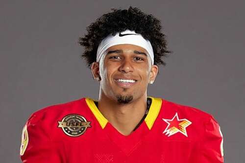 After long climb, Dennis finds spotlight in USFL