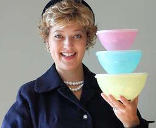 Program portrays original Tupperware lady