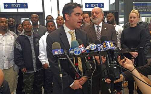 15 convictions linked to corrupt Chicago cop are thrown out