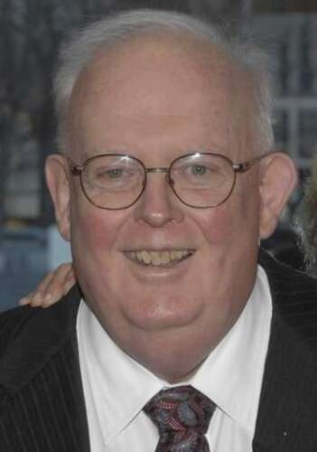 Mourners gather to honor Chicago broadcaster John Callaway