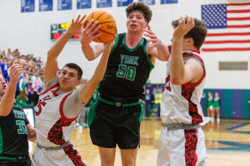 Boys basketball: York’s Stepanich makes a sectional-winning play ...