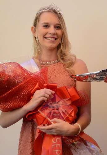 Schaumburg crowns Miss Septemberfest 2016