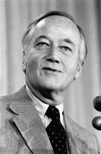 Former Sen. Charles Mathias of Maryland dies