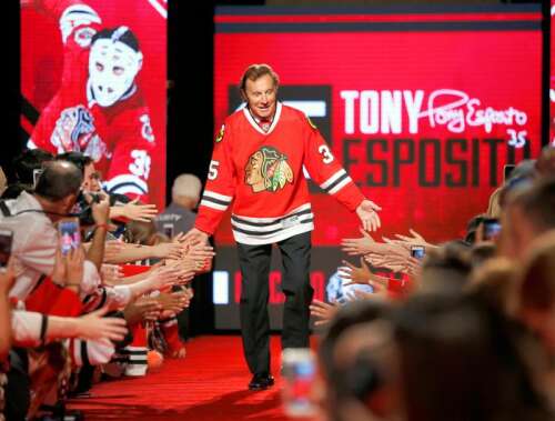 Denis Savard on Tony Esposito: 'A great man'