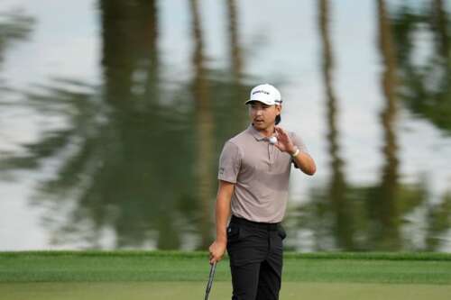 Scheffler starts the new year with a 63. It allowed him to keep pace at ...