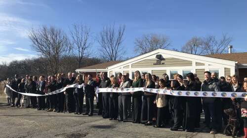 ‘It’s a space for you’: Frontline Care Center offers mental health ...