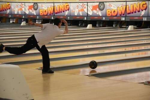 Elgin Lanes strikes first, but Bowlway comes away with early lead in X ...