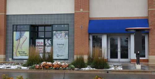 Geneva Commons remains popular even though it has empty storefronts ...