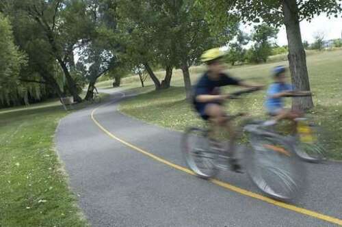 How to create fat-fighting communities