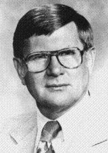 Former IHSA boss Astroth dies