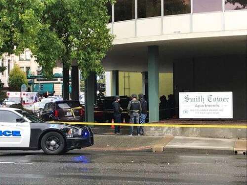 1 killed in shooting at Washington state apartment building