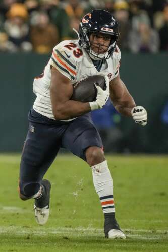 The 2023 Chicago Bears report card: Running backs had a solid season
