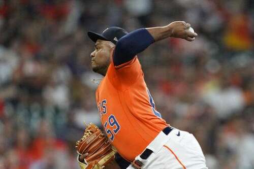 Brantley's slam highlights 10-run 6th as Astros down Chisox