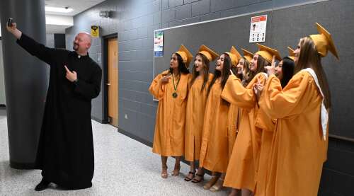 Photo Gallery: St. Edward, Hoffman Estates and D300 high school ...