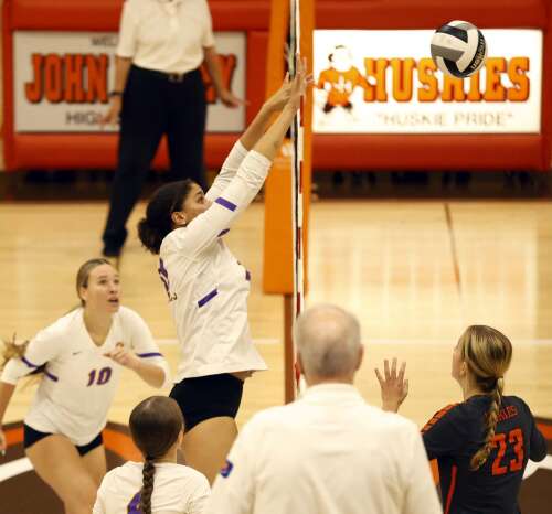 Girls volleyball: Rolling Meadows clears Hersey hurdle