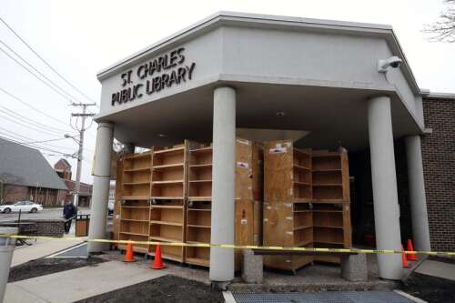 St. Charles library begins moving to temporary location at Haines