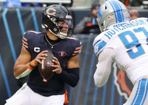 Dietz: Bears need to stick with Fields