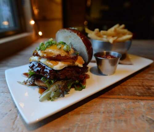 Suburban restaurants, bars offer dining with a view from their rooftops