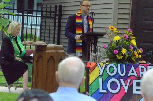 Aurora church sets outdoor worship, fall fest