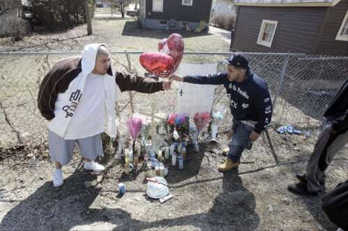 Elgin police continue to investigate murder