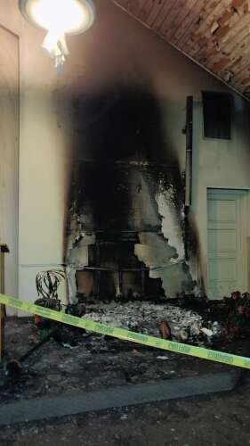 'We are strong': Carol Stream church rallies after Nativity fire that ...