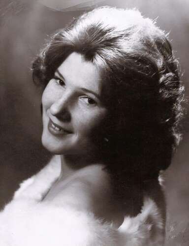 Verna Lee Keller, formerly of Tamaroa