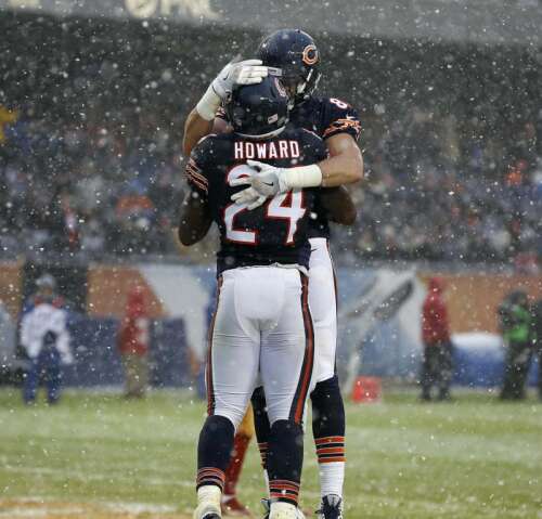 Bears QB Barkley gets first career win over Niners