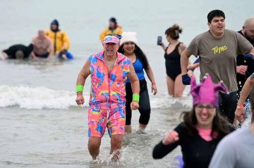 Waukegan Polar Bear Plunge marks 25 years of helping Special Recreation ...