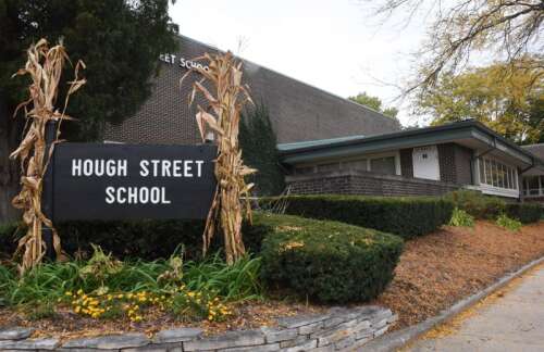 Despite higher cost, Barrington school renovation approved