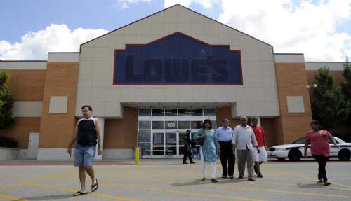 Lowes closes stores in Elgin and Schaumburg