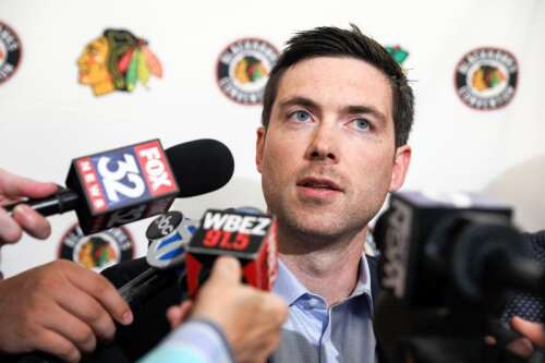 Colliton explains decision to play Quenneville on Blackhawks' top line