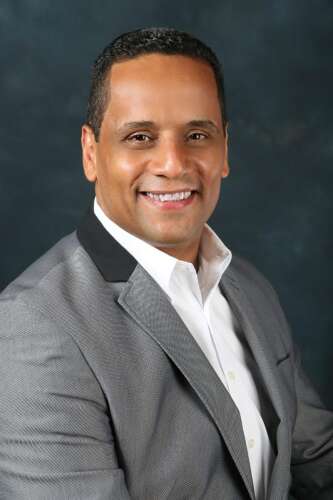 Pastor featured in Time magazine top-100 list to start Elgin church