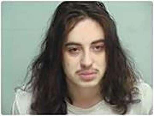 Vernon Hills man remains jailed on drug charges