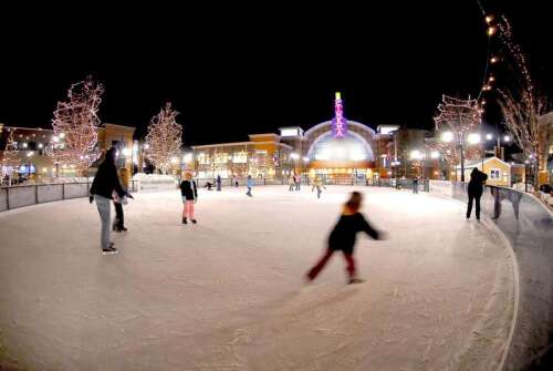 Rosemont to debut ice rink this winter