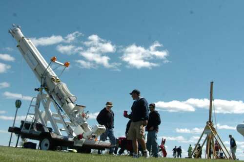 Melon launcher repeats victory at Lake in the Hills festival