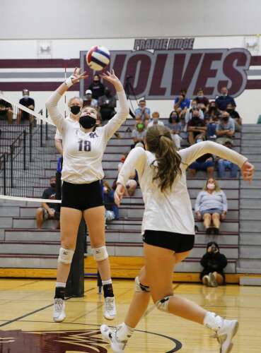 Girls volleyball: Crystal Lake stays perfect