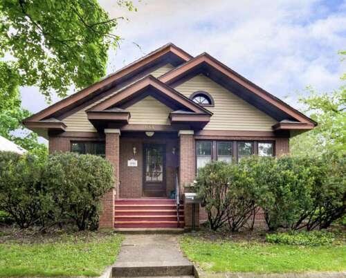 House tour offers insight to historic Elgin architect
