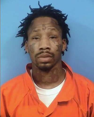 Chicago man charged in Addison gas station robbery