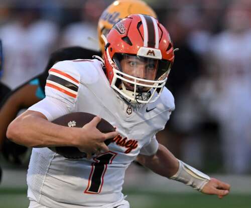 Warren junior rumbles for 361 yards, 5 TDs as Blue Devils crush Hersey ...