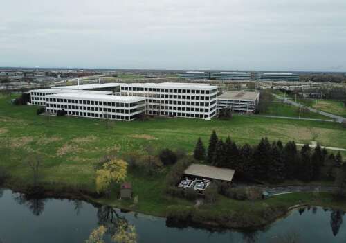 Baxter International plans to sell 101-acre campus near Deerfield