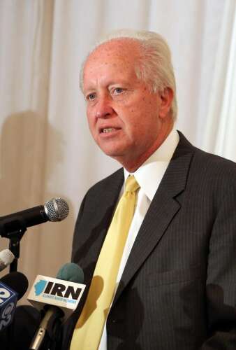 Former state Sen. Terry Link pleads guilty to filing false tax return ...