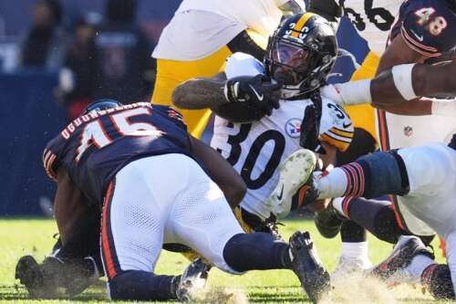 Caleb Williams throws for 3 TDs as Bears beat Steelers 31-28 with ...