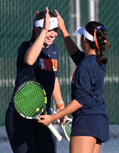 Girls tennis: Benet brings home state title behind special senior class